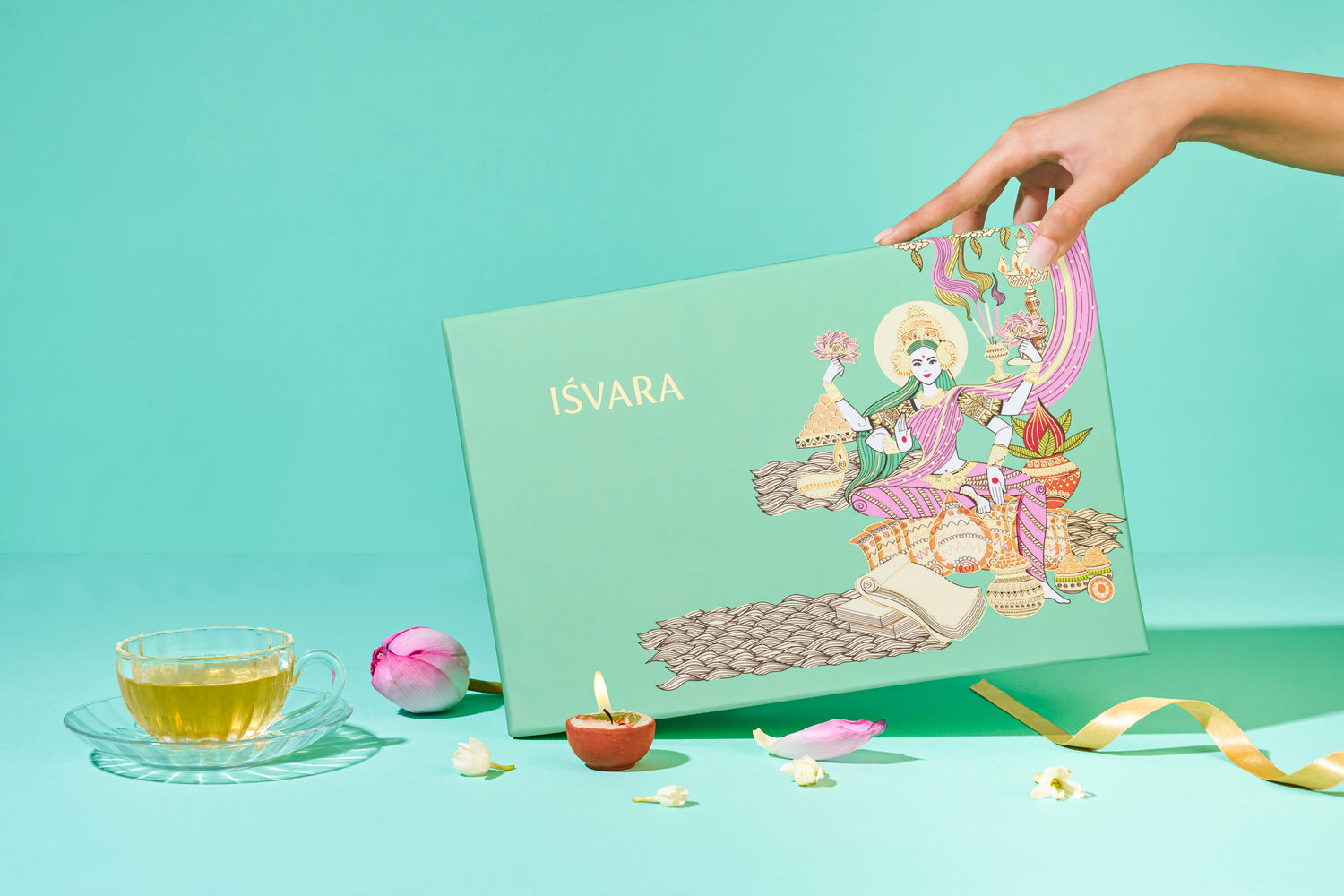 ISVARA | Buy Extraordinary Tea blends & Tea Gift Sets Online